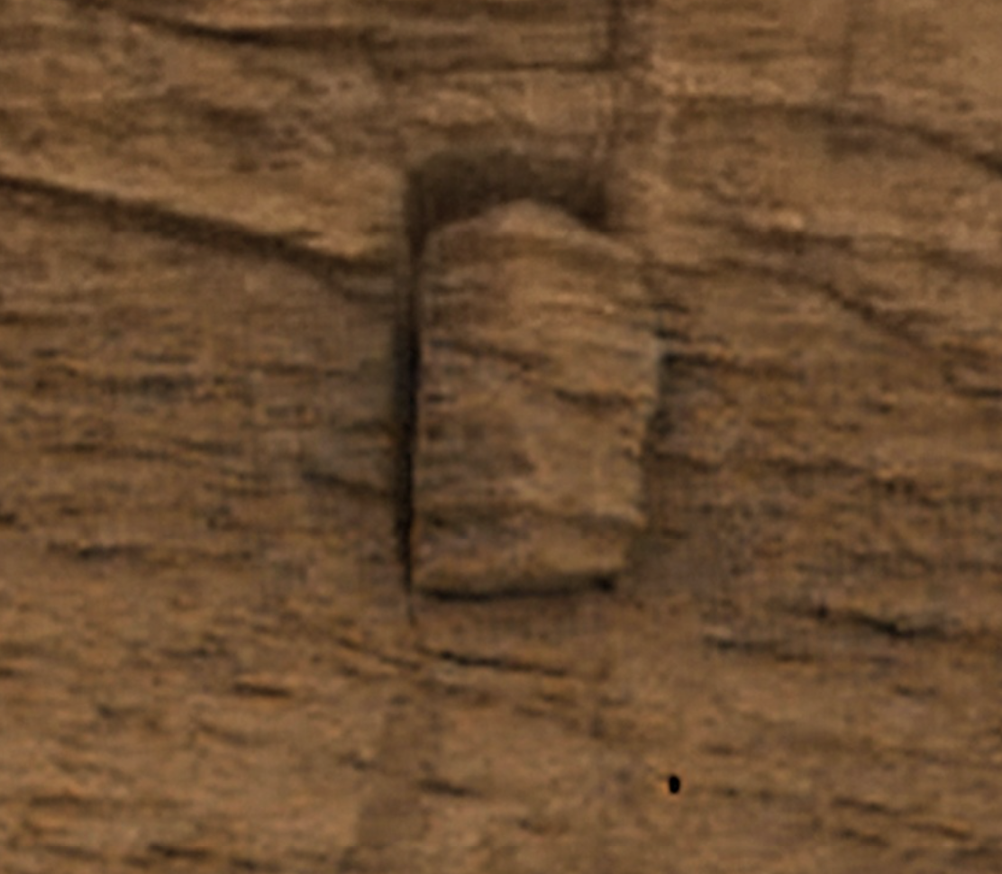A possibly flipped rock in a doorway on Mars | by Greg Orme | Martian anomalies | Medium