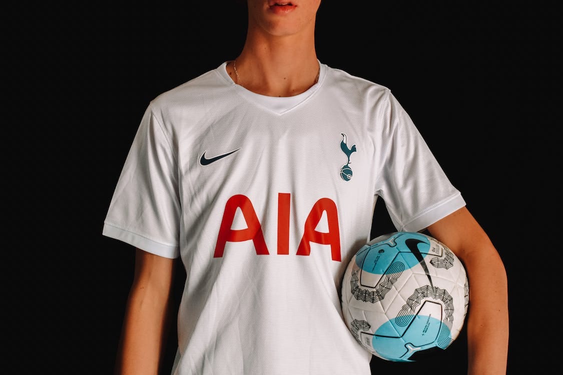 The Ultimate Grudge Match: Tottenham and Chelsea Face off in a Premier ...