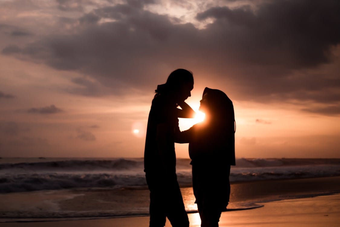 Approach Dating In 2025 With These 4 New Attitudes | by Joe Gibson ...