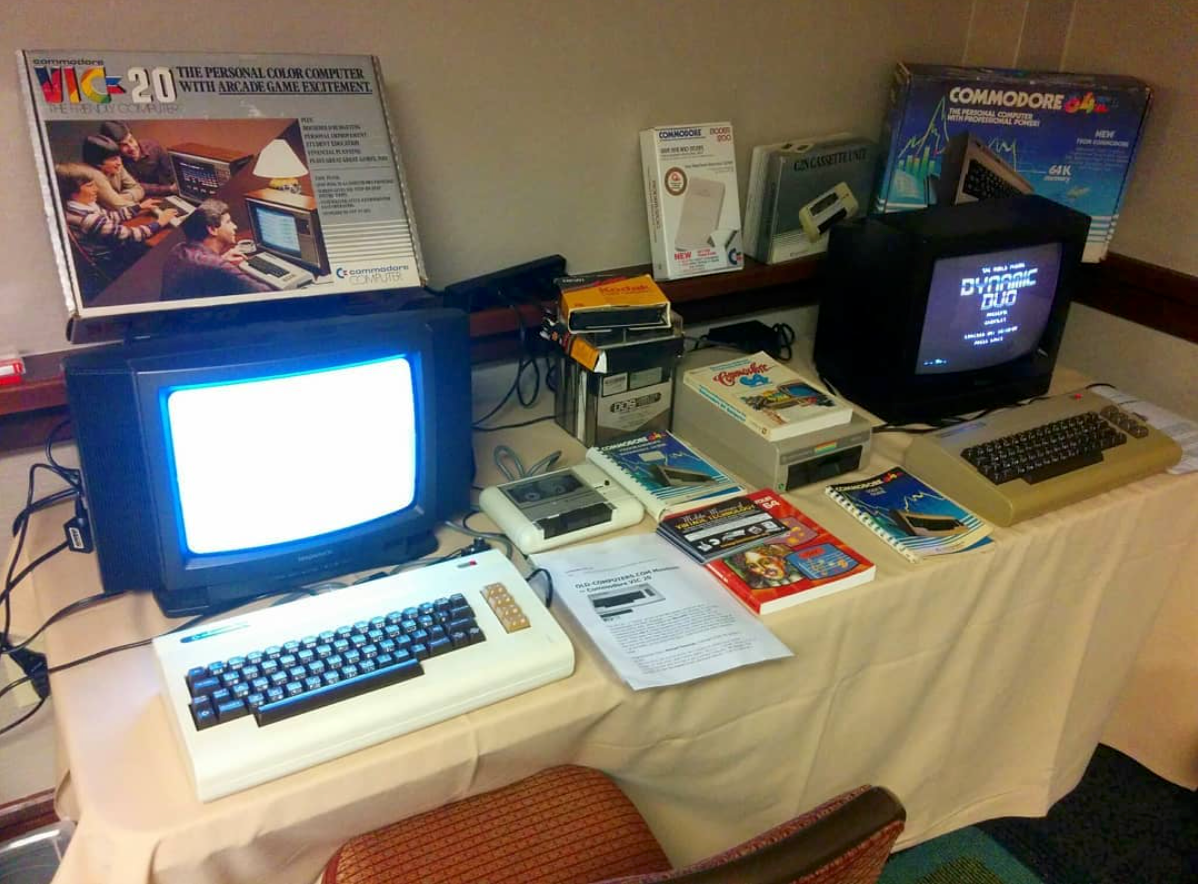 Welcoming Mobile Museum of Vintage Technology, Free State Project ...