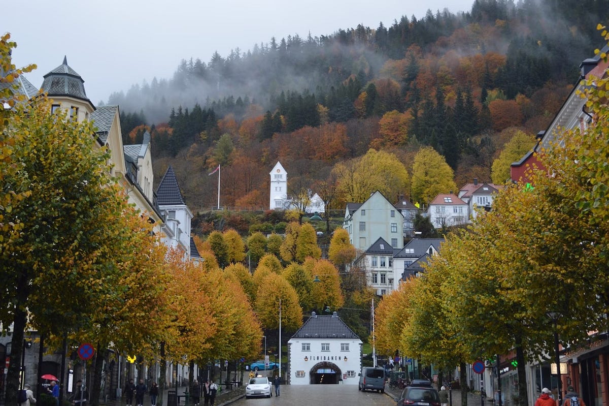 Six Reasons to Fall in Love With Bergen, Norway | by Anna Robin | Sep ...