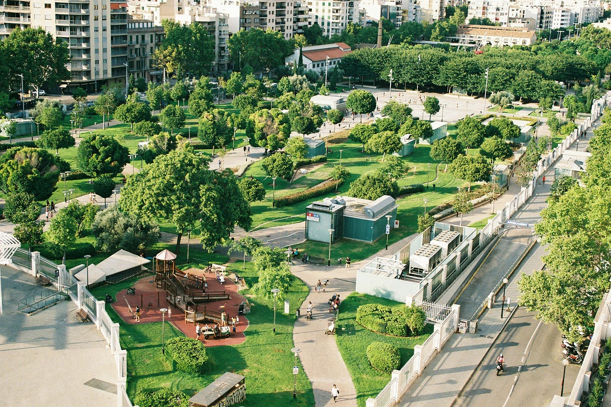 Stork Oracle for Smart Cities: Building the Urban Future with Real-Time ...
