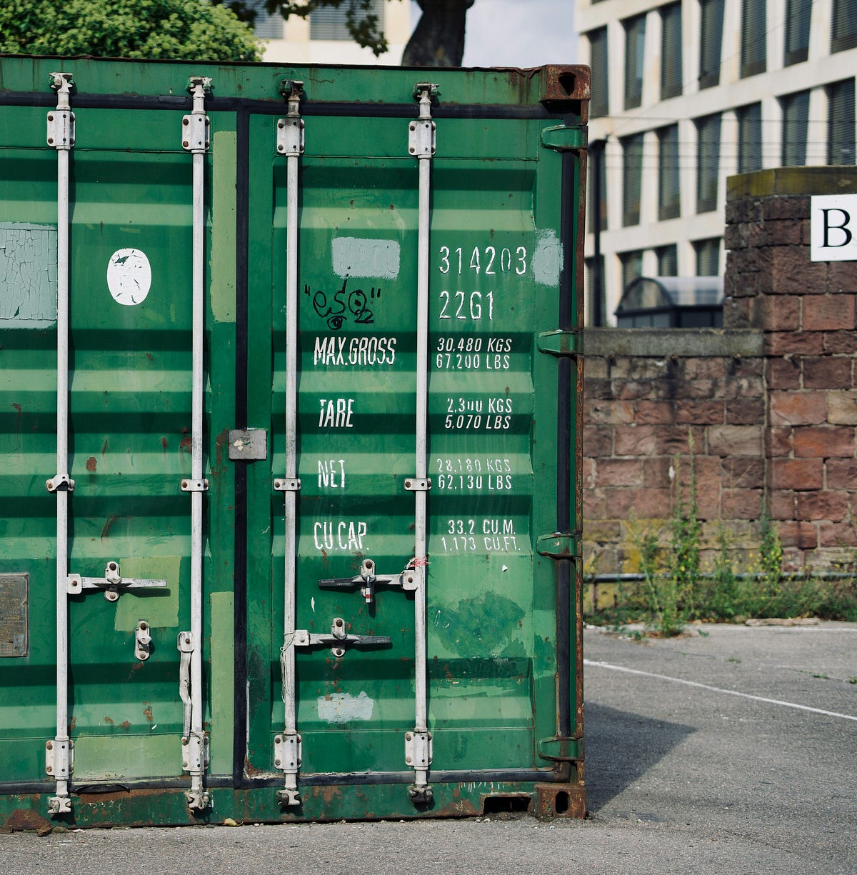 Building a Dockerized Node, Express, and MongoDB App with Docker Compose | by Muhammad Naqeeb ...