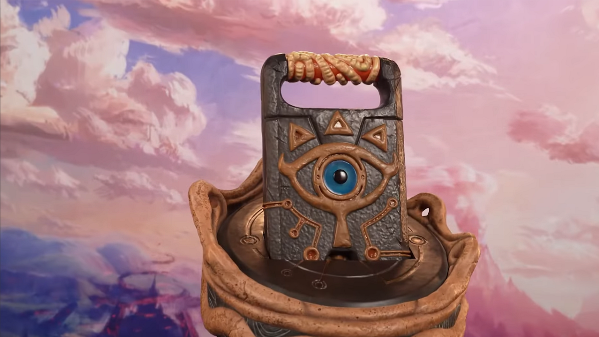 First 4 Figures Unveils Life-Size Zelda: BOTW Sheikah Slate Statue ...