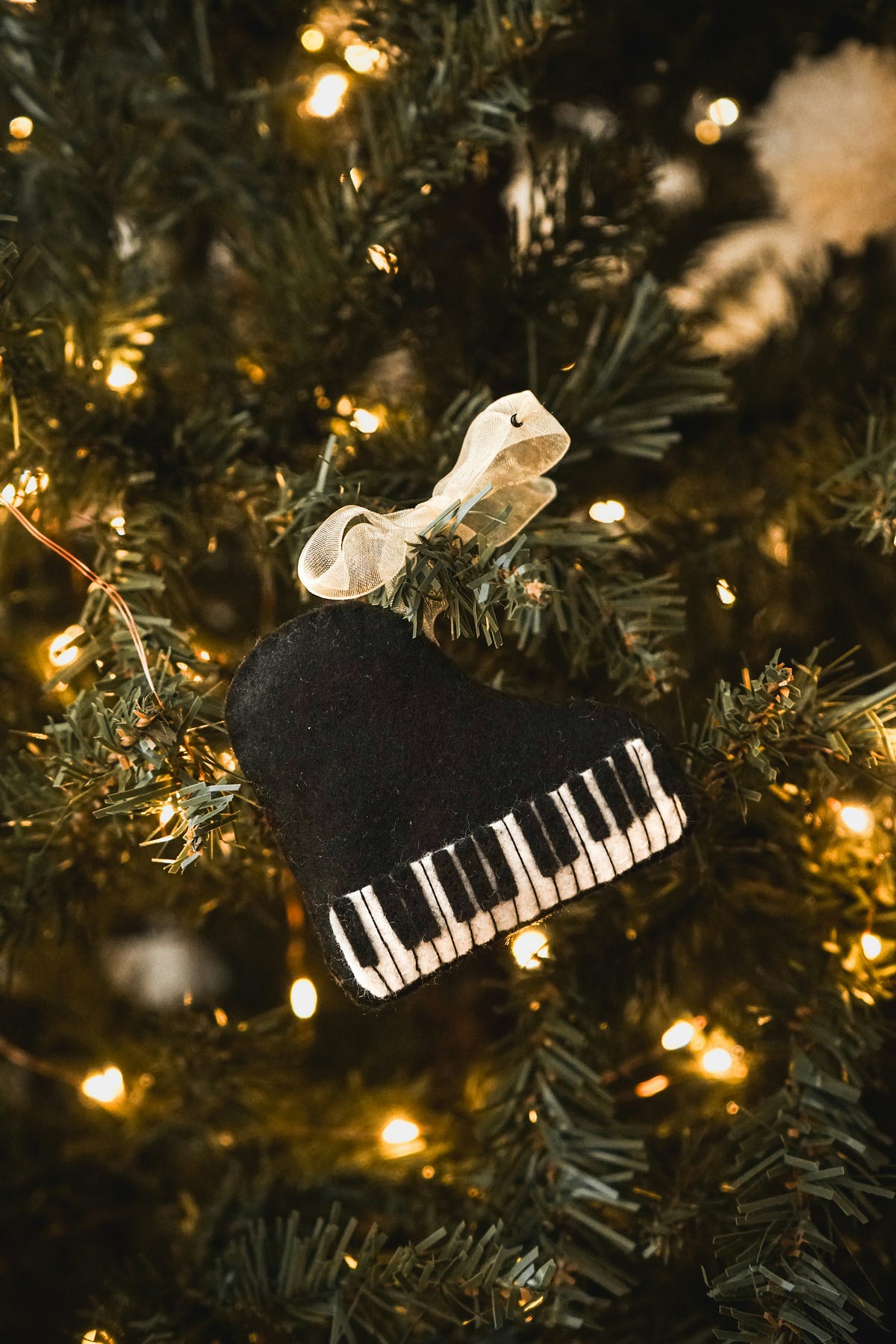 The Ultimate Christmas Hit. Favorite holiday song: it's catchy and get ...