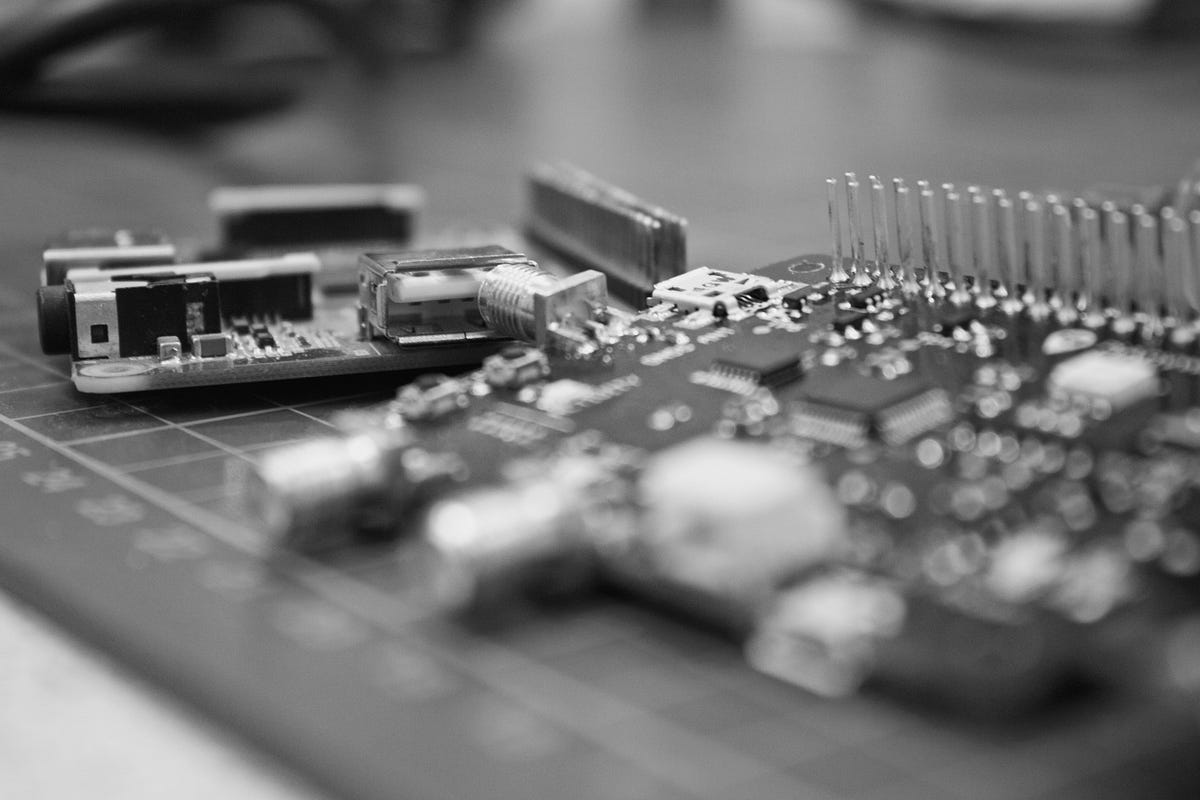 The Future of Embedded Systems in the Age of AI and IoT | by dparente | Daniel Parente | Medium