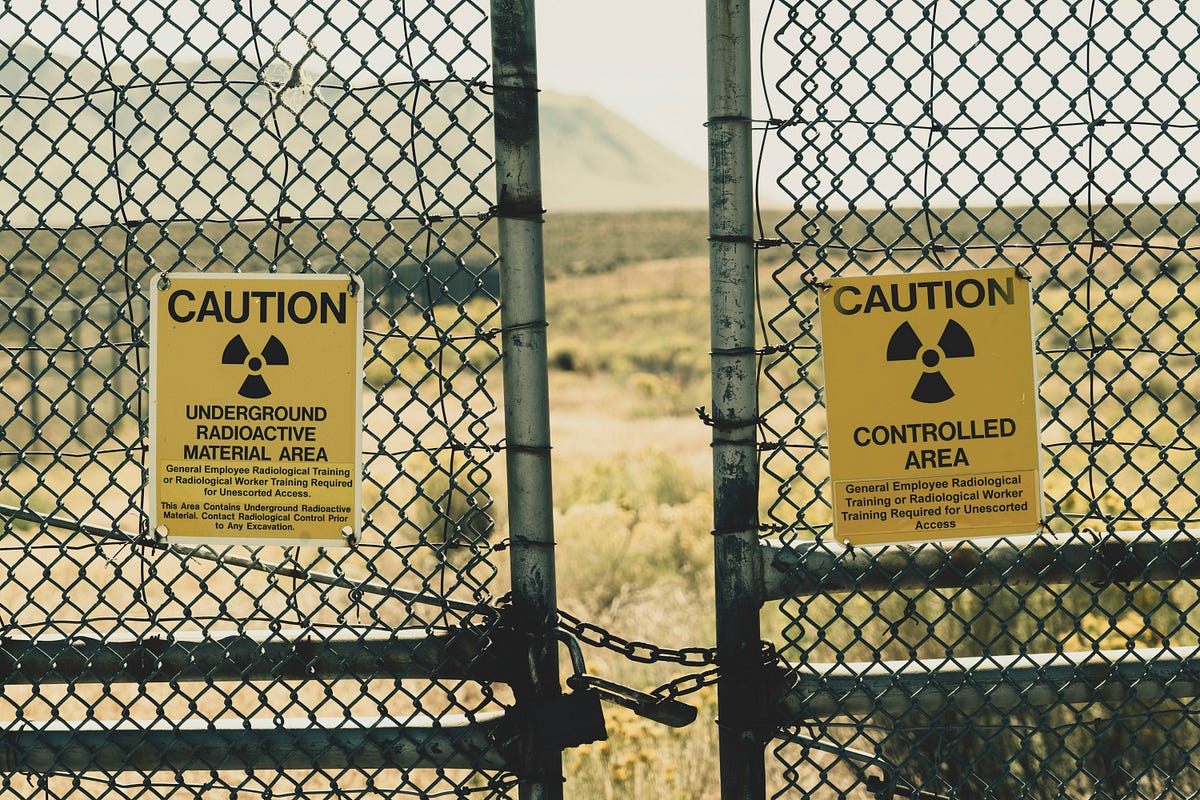 5 Subtle Traits of a Truly Toxic Polyamorous Dynamic | by Polyamory ...