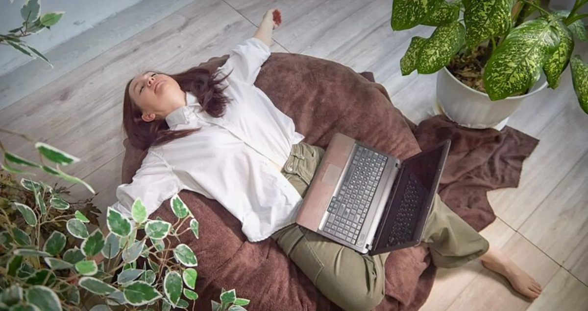 How to Create a Minimalist Lifestyle Without Feeling Deprived | by ...