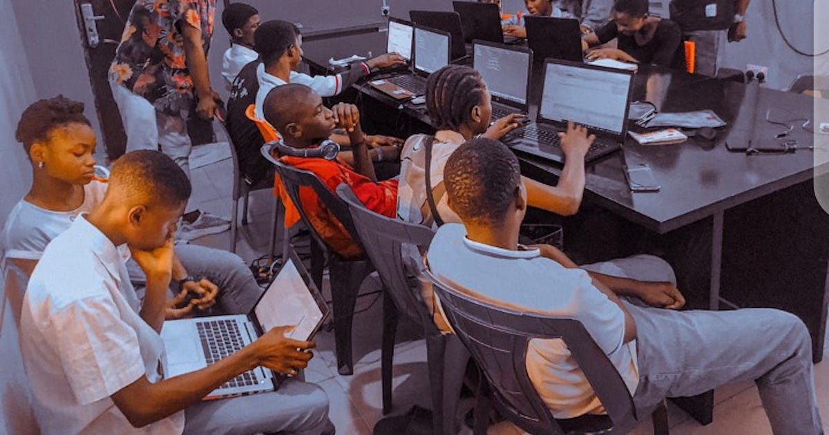 The Pros and Cons of Using Open-Source Software in Your Business | by LAMECON techhub | Medium