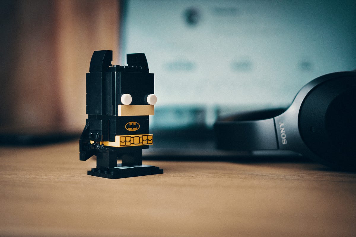 Understanding the Observer Design Pattern | by Carlos Caballero ...