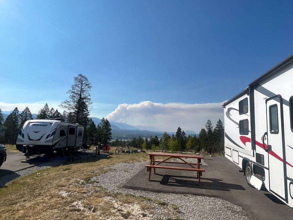 2023加拿大RV露營車之旅，第一次出門就上手！. 分享如何選擇適合自己的露營車車型以及預定各種類型營地 | by Tammy HU | Medium