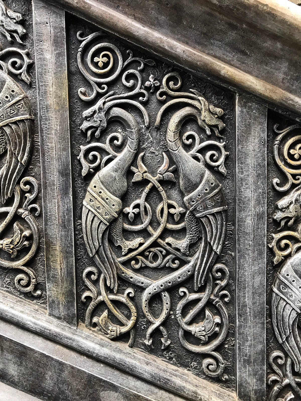 Viejo antiguo - Carlos Niz Puig - Medium