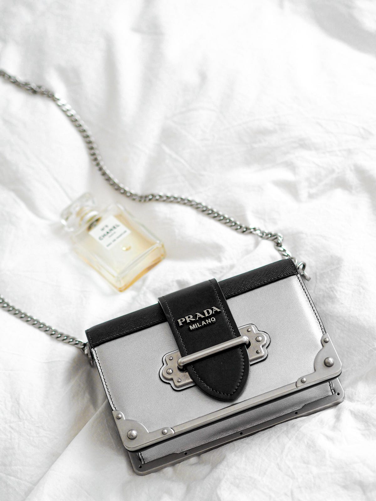12 Handbag Designs to Follow for Fresh Trends and Insights | by Digital ...