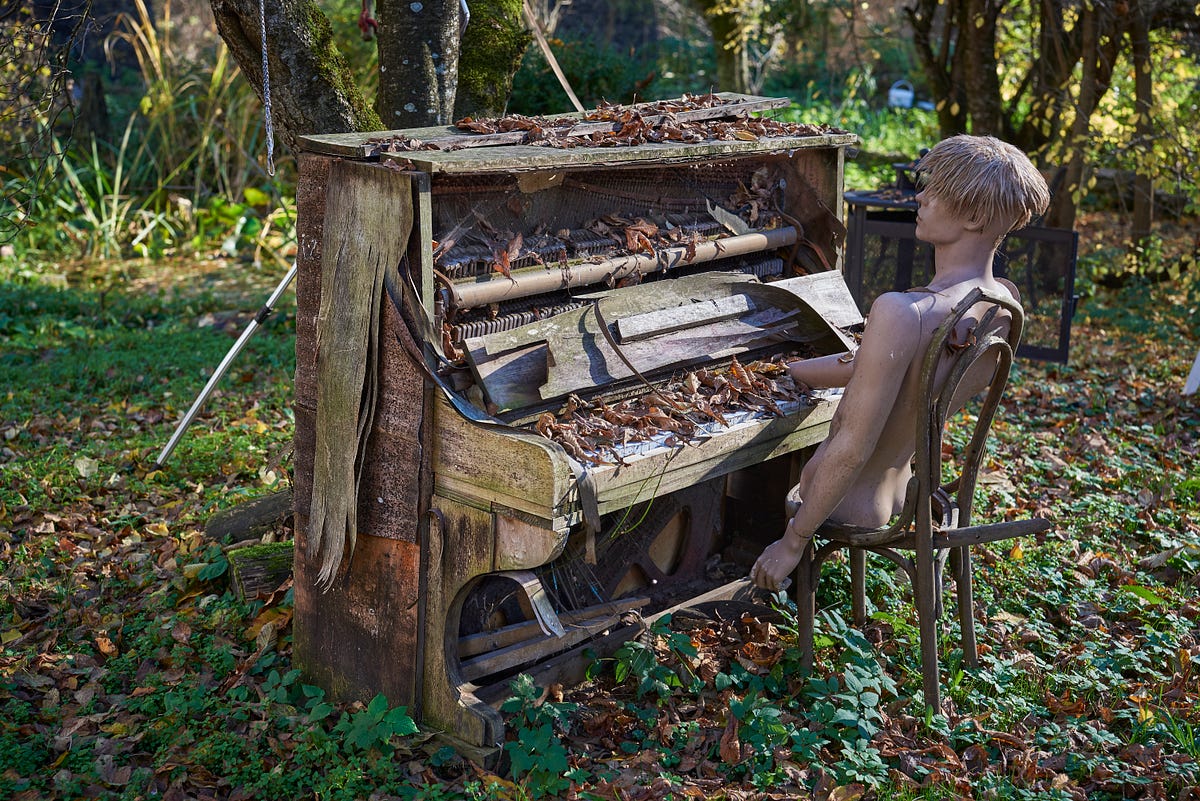 7 Bizarre Habits of Famous Writers That Unlocked Their Creativity | by Reto Bachofner | Writers ...