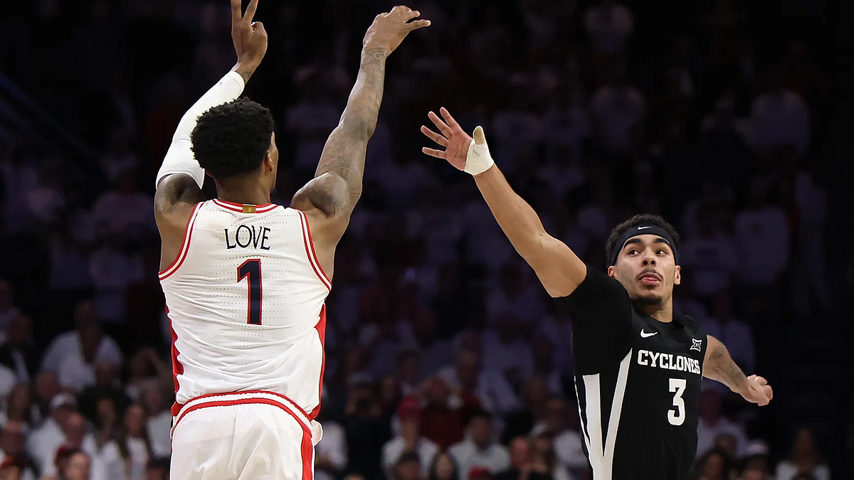 Arizona vs Iowa State: How the Wildcats Officially Welcomed Themselves to the Big-12 | by Joel ...