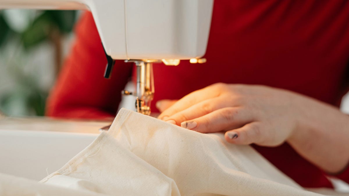 The Evolution of Sewing Machines: A Journey Through Innovation | by ...