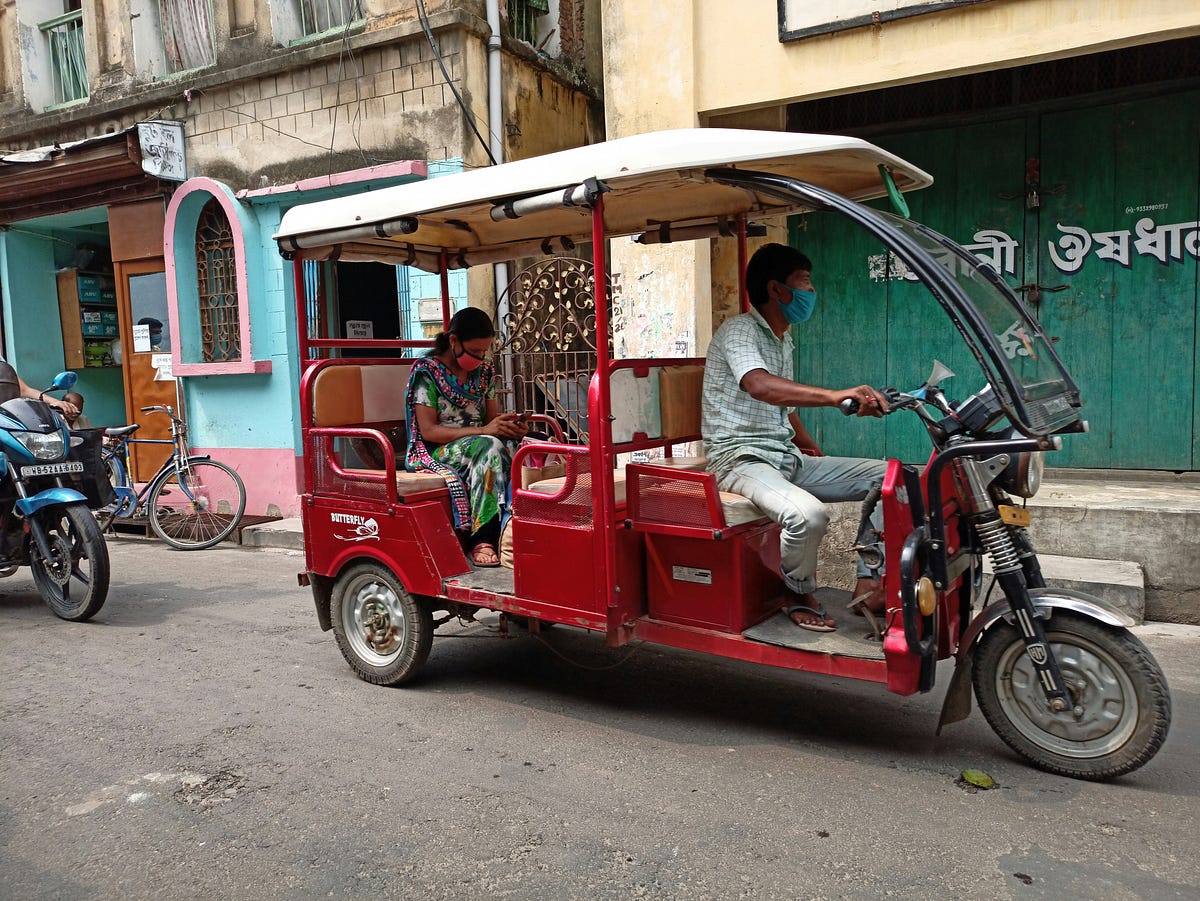 Best E Rickshaw Loaders in India: Affordable, Eco-Friendly Cargo ...