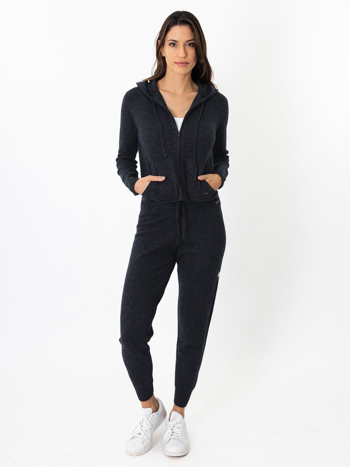 Luxurious Comfort: Embrace the Elegance of Cashmere Sweatpants for ...