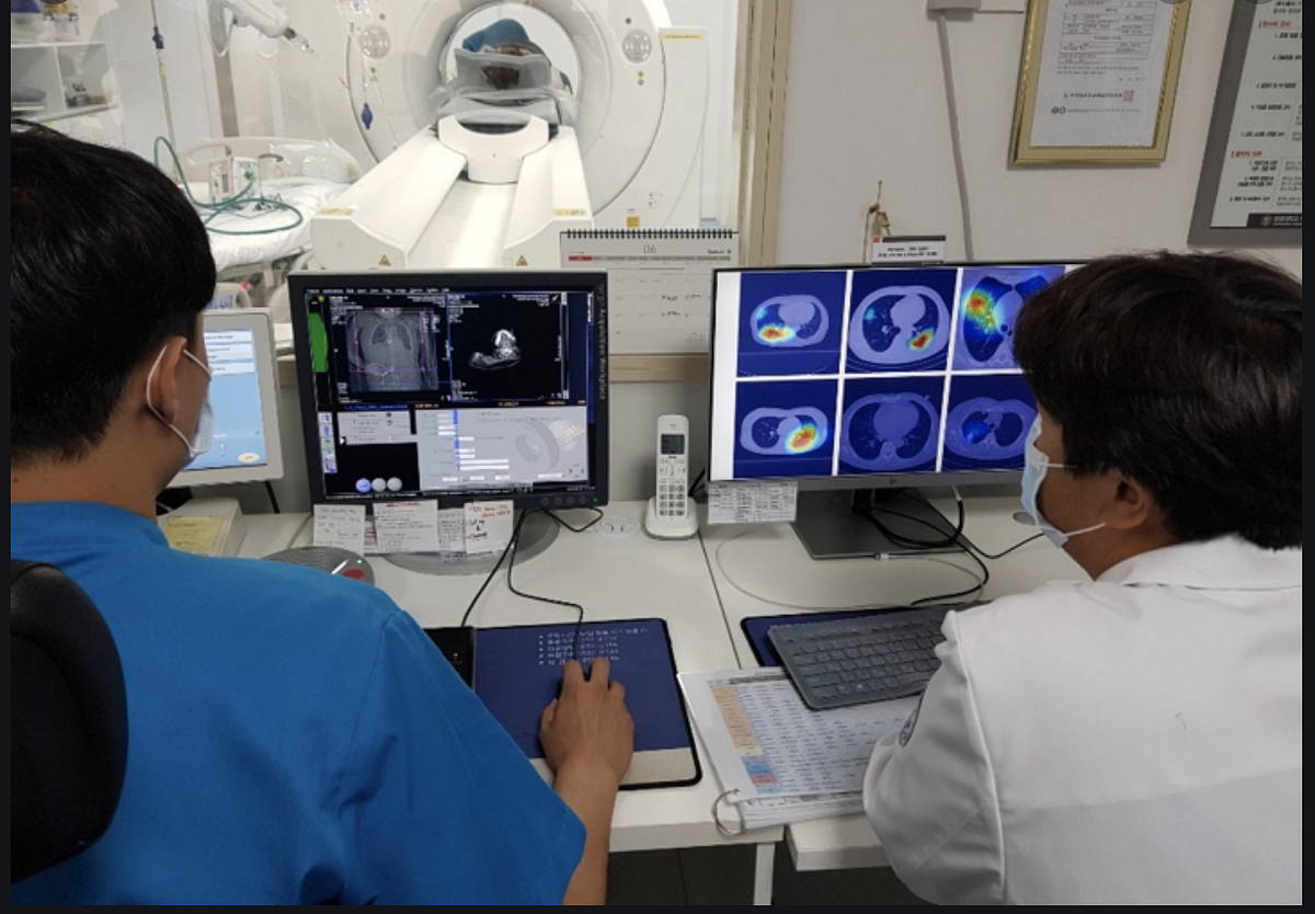 Pneumonia Diagnosis Using Transfer Learning VGG 16 Deep Learning ...