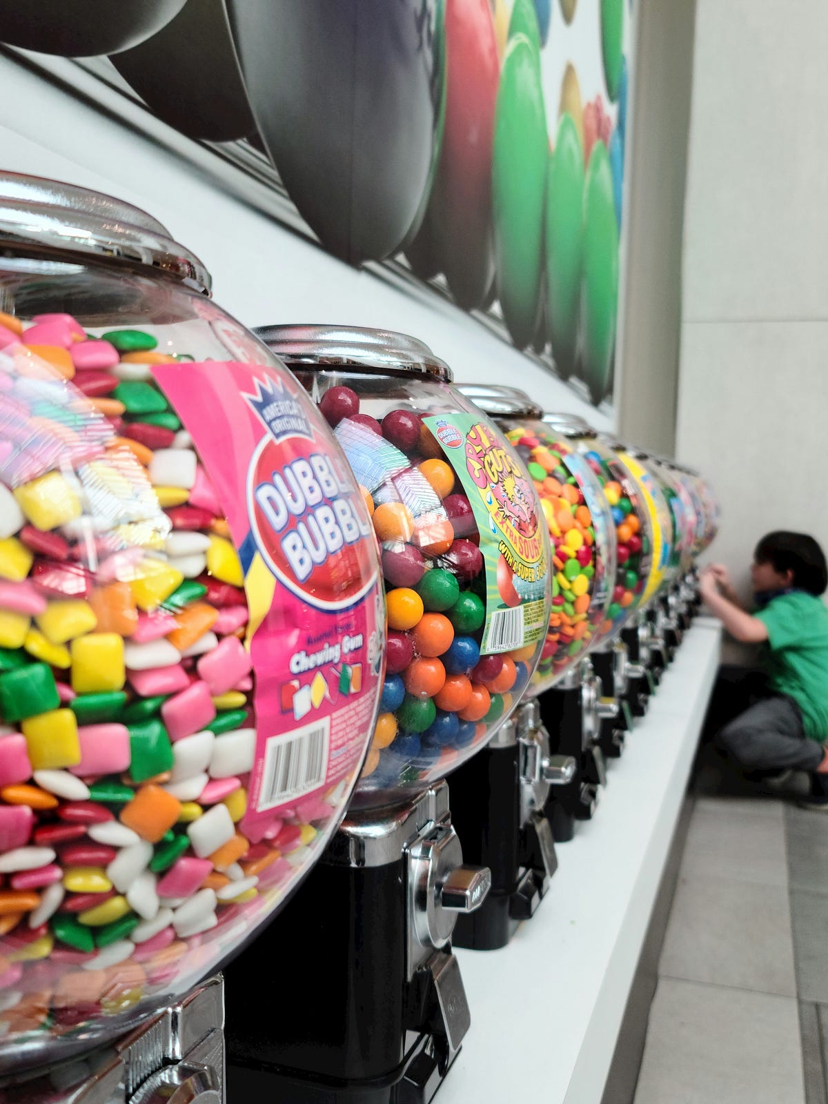 How Chewing Gum Can Help You Feel Full and Eat Less | by Talia ...