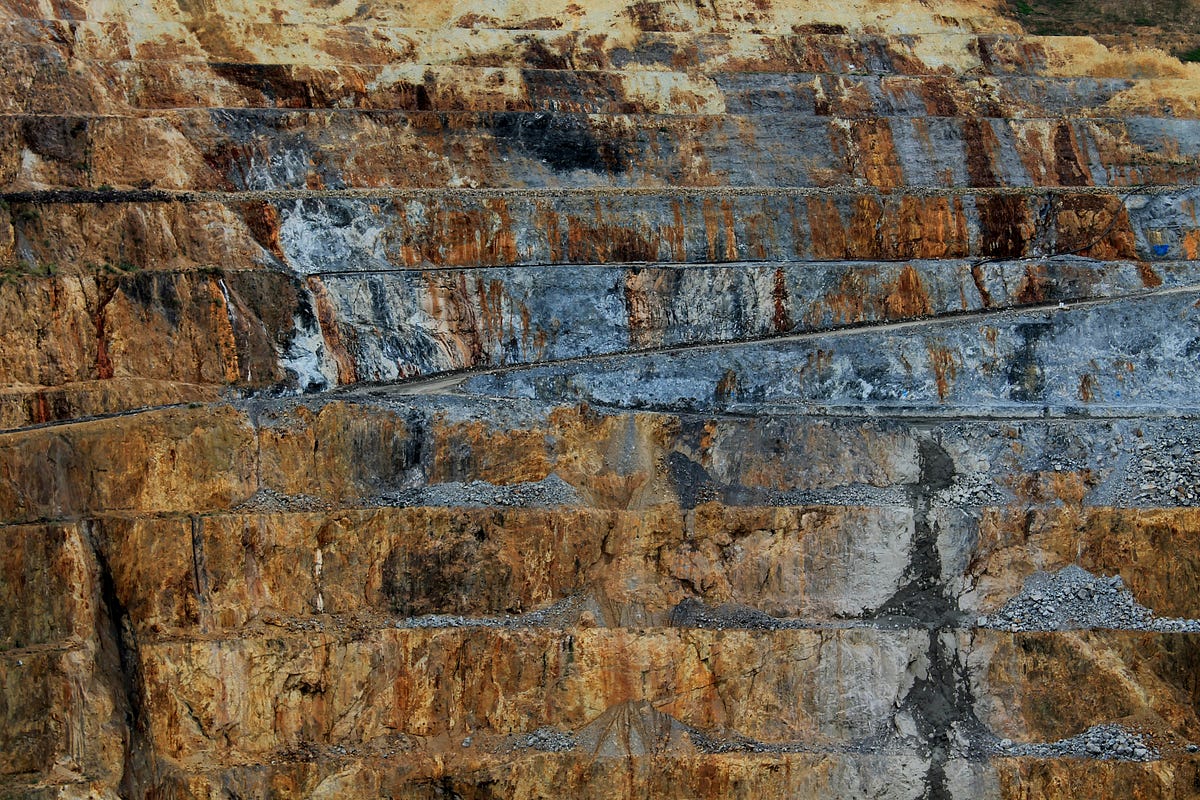 React Anti-Patterns: Props Drilling | by Julie J. | Stackademic