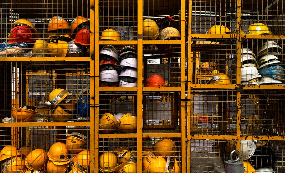 Optimizing Angular Apps with Service Worker Caching | by Rohit Bhat | Medium