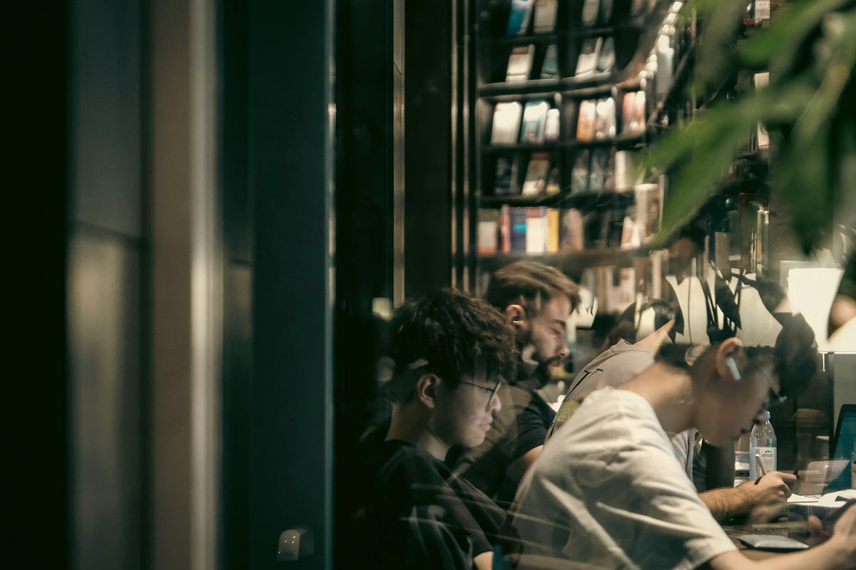 4 Simple Strategies to Get More Readers as a New Writer | by Andrei Corbu | Oct, 2024 | Medium