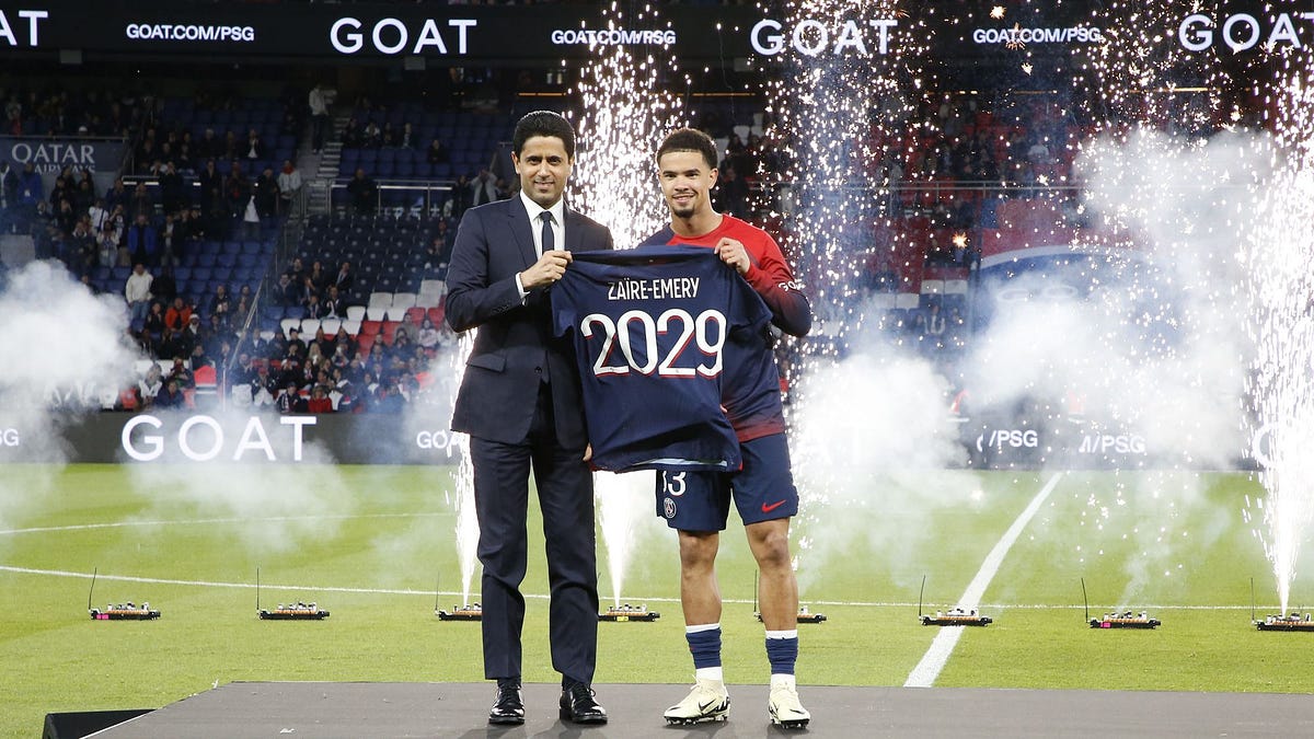 Bintang Muda PSG Zaire-Emery, Resmi Perpanjang Kontrak hingga 2029 | by Rakha Syahid Yundhika ...