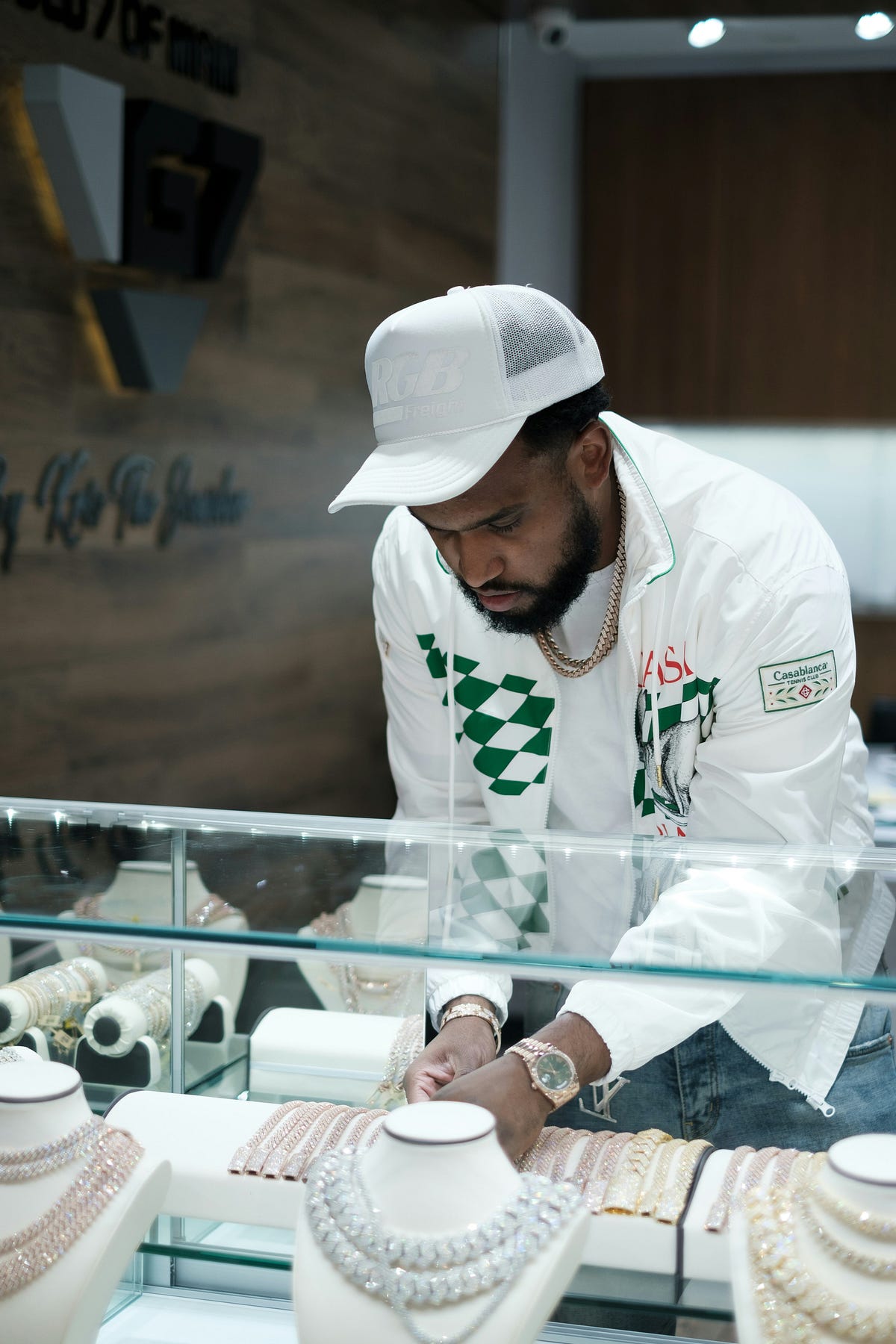 Diamonds Are Forever. But Time is the Ultimate Luxury | by ralp_earl | Oct, 2024 | Medium