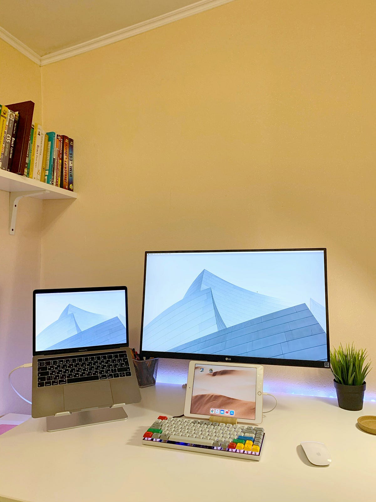 How to Set Up Dual Monitors on Windows | Medium