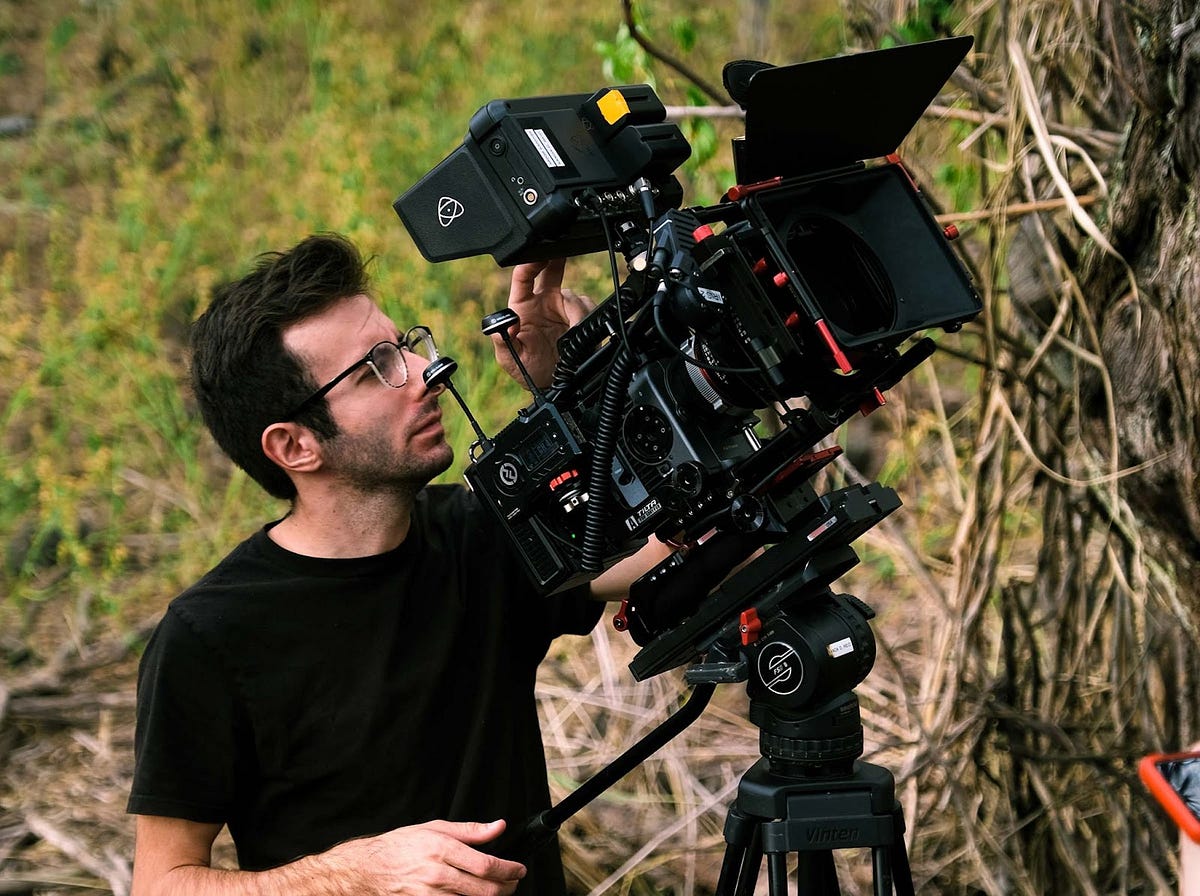 Different Visionaries: The Art of Filming Stories | by Auromira Entertainment | May, 2024 | Medium