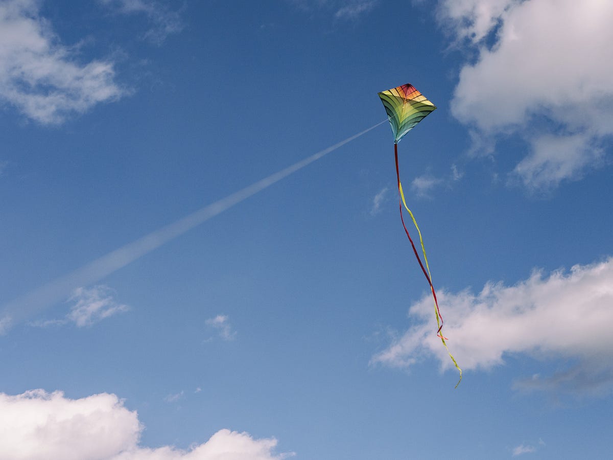 Life Lessons I Learned From Kite-Flying | by Shantanu Kulkarni | The Better You | Medium