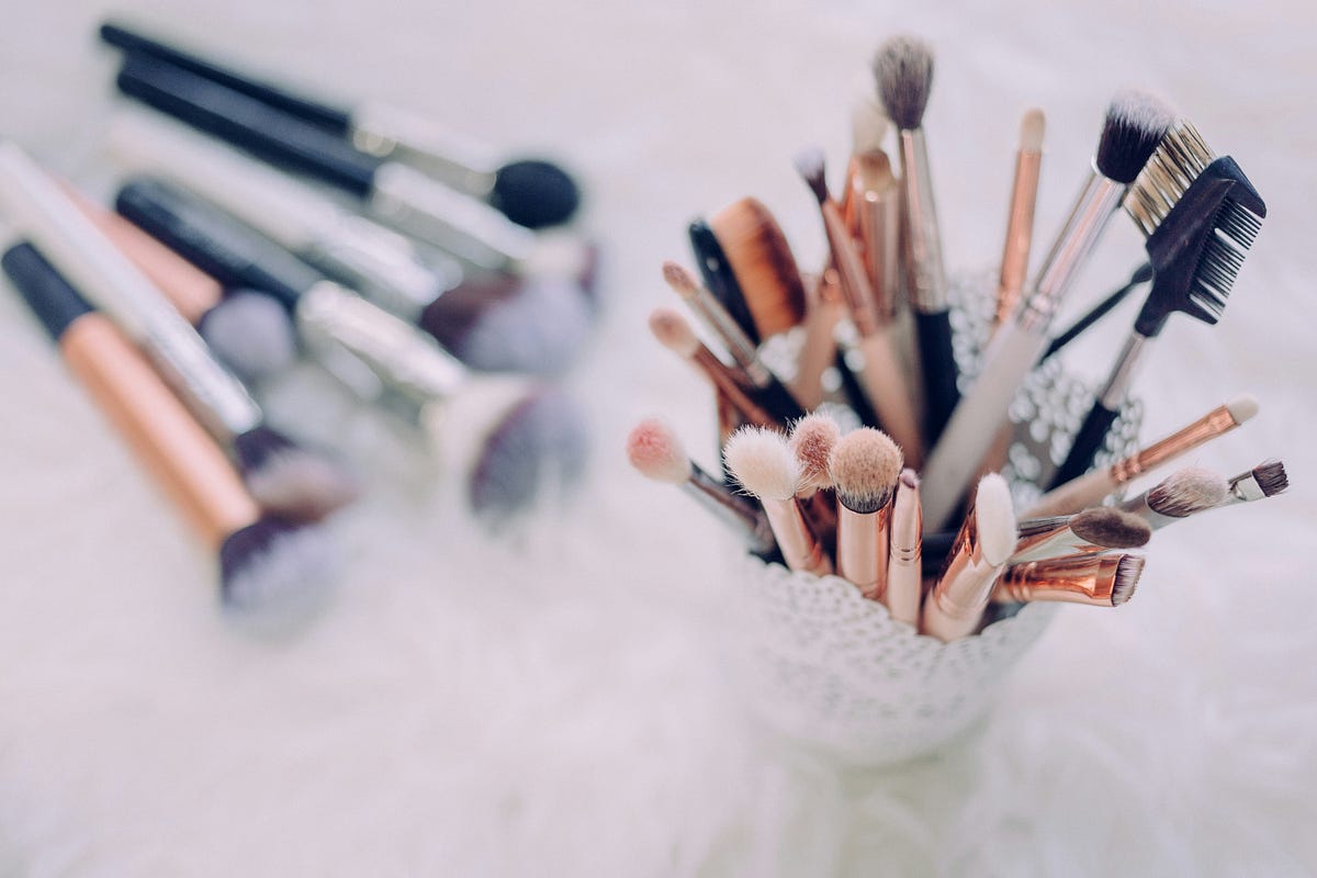 How to Build a Positive Beauty Community | by Isabelle | Sep, 2024 | Medium