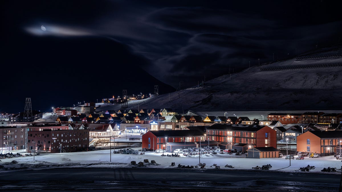 Curious facts about the northernmost city on the planet | by Gabriel ...