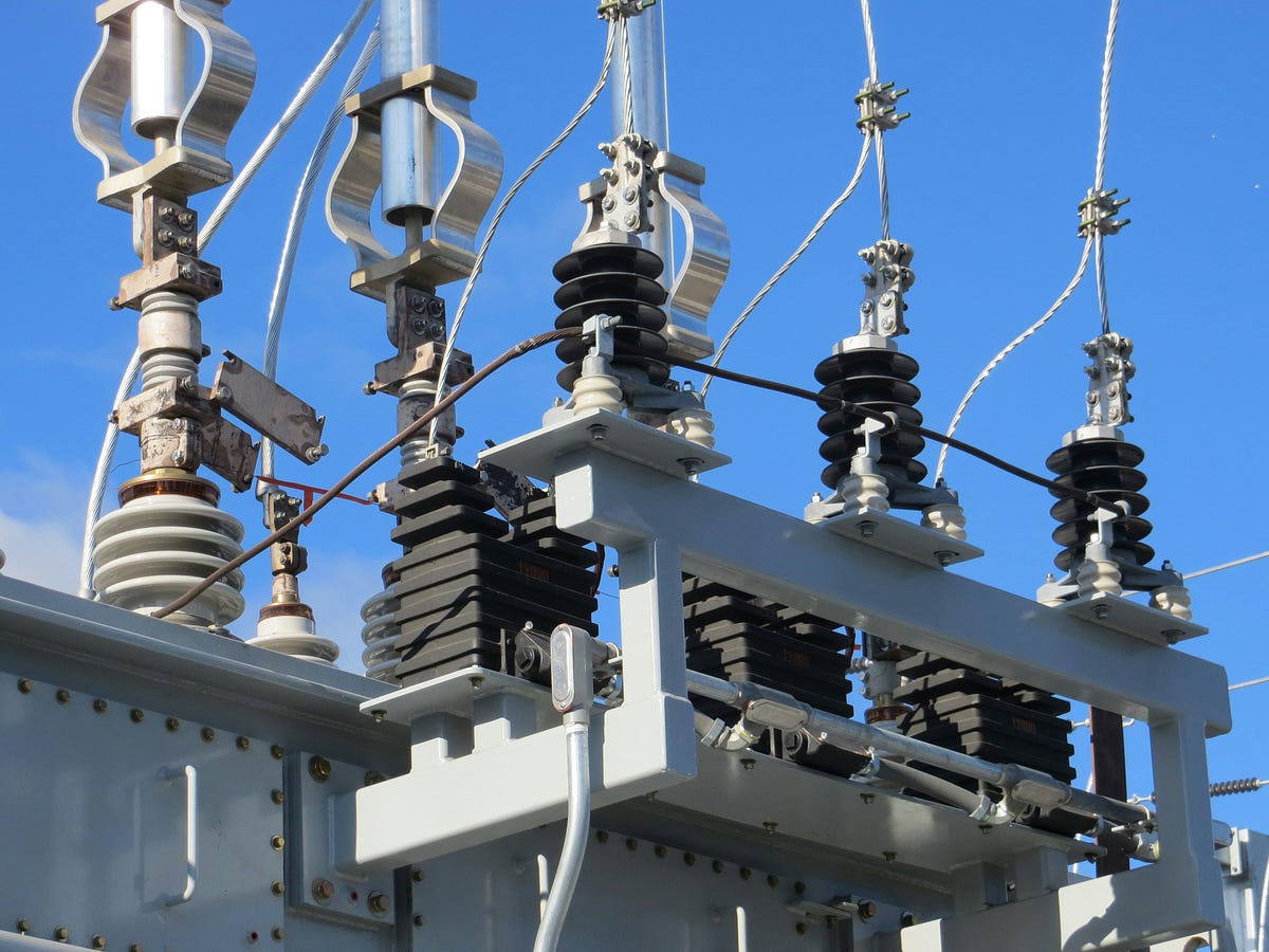 Exploring the Power of Generators | by Carlos A. Rojas | CarlosRojasDev