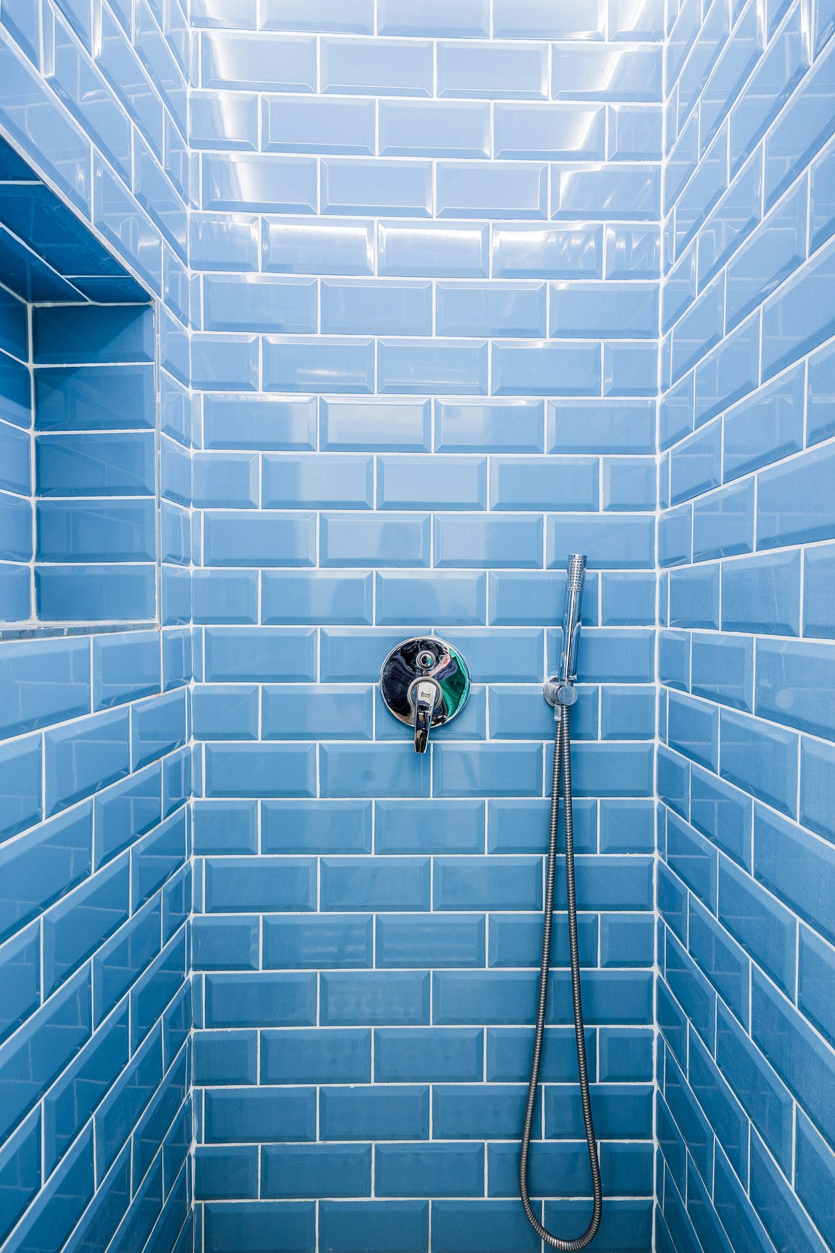 Freeze your way to better health: How Cold Showers and Ice Baths Can ...