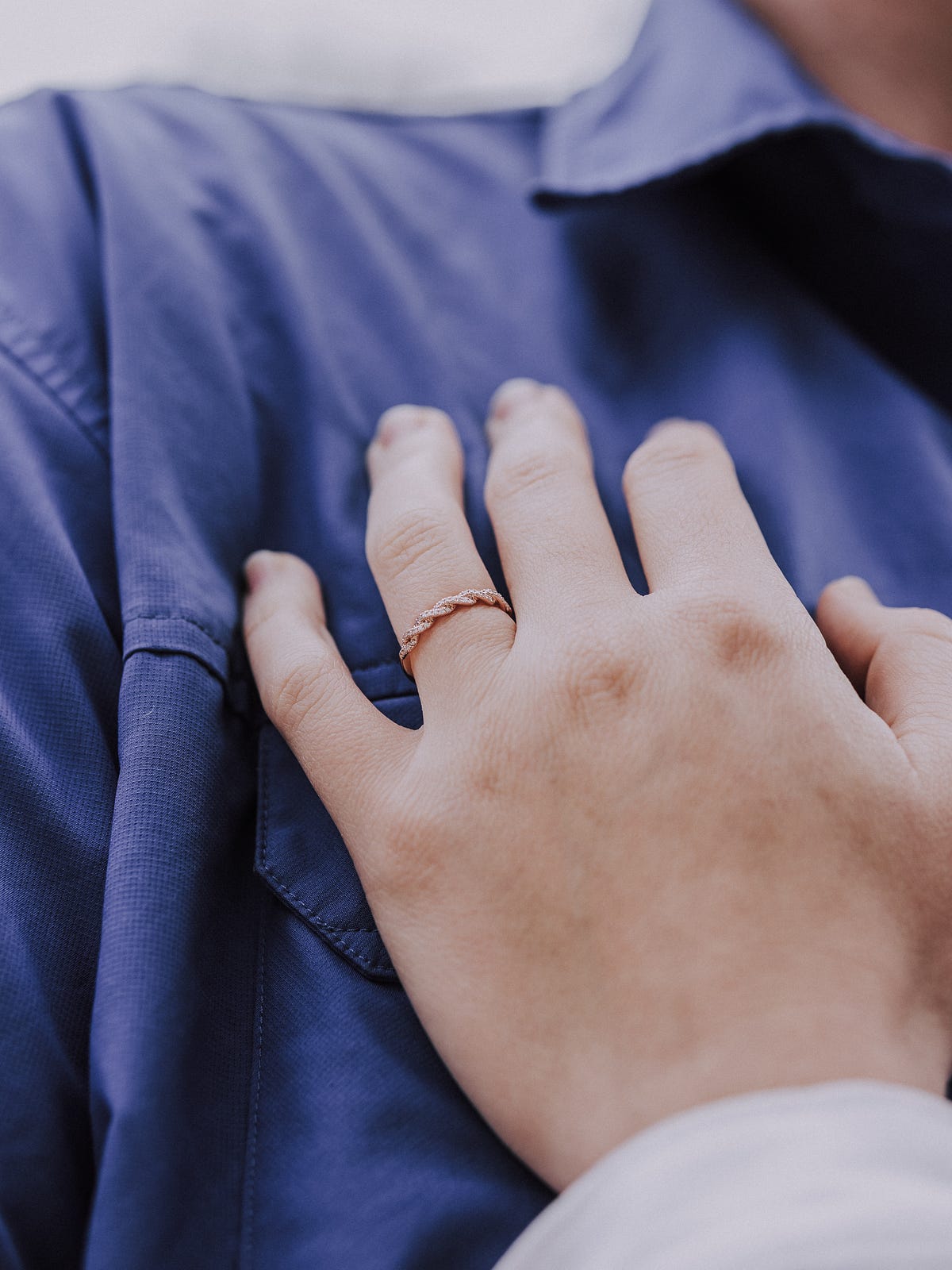 Loving Someone Who Won’t Commit To Me | by Rebekka Lien | Medium