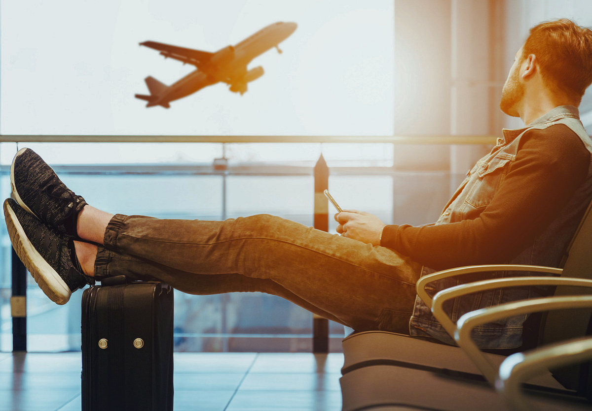 Bridging the Distance | 5 Common Reasons of Long-Distance Relationships Failure | by Ana Sofía ...