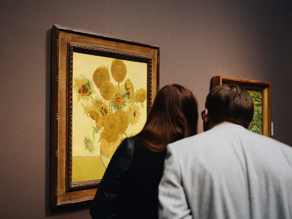 Yellow Paint - ILLUMINATION - Medium
