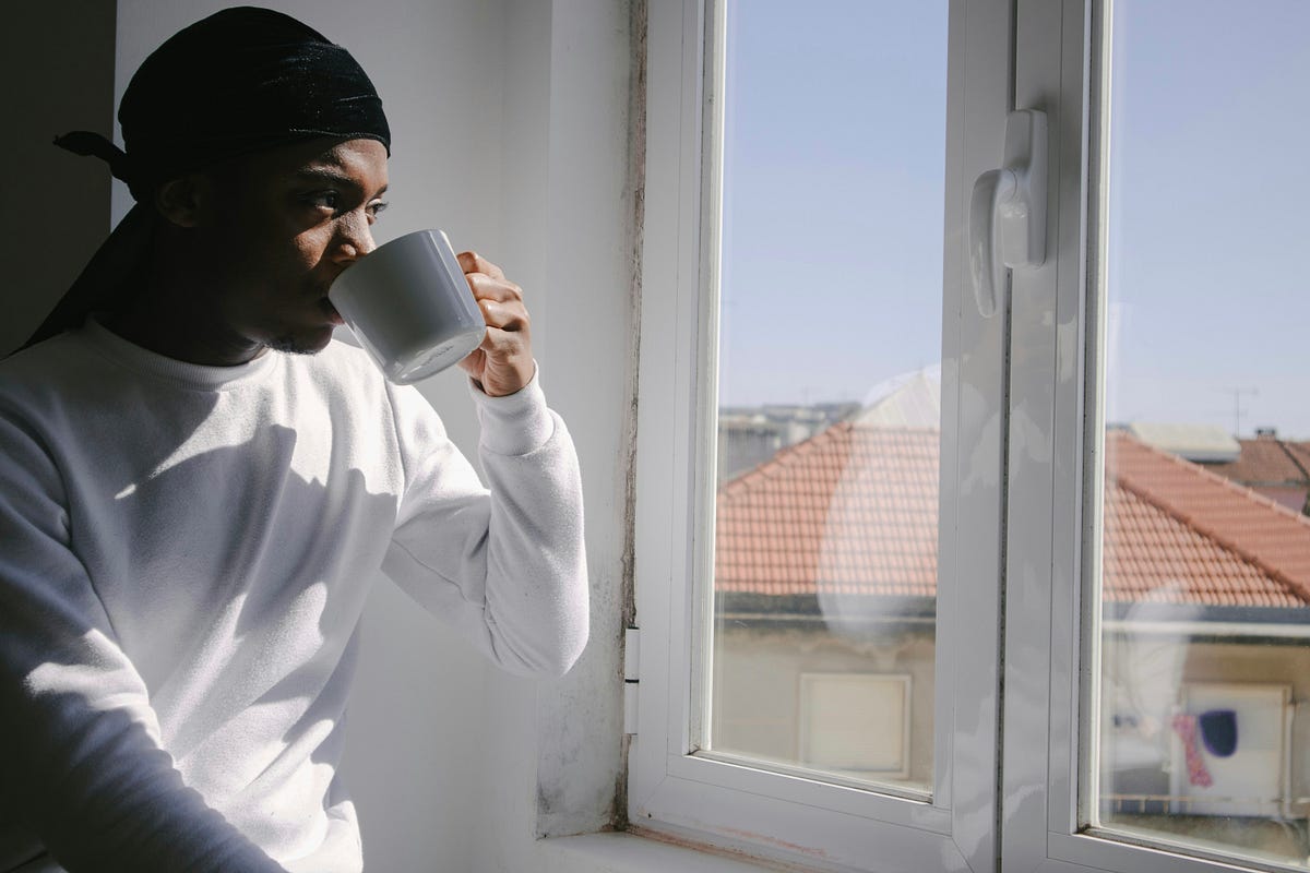 Social isolation versus voluntary solitude: understanding the ...