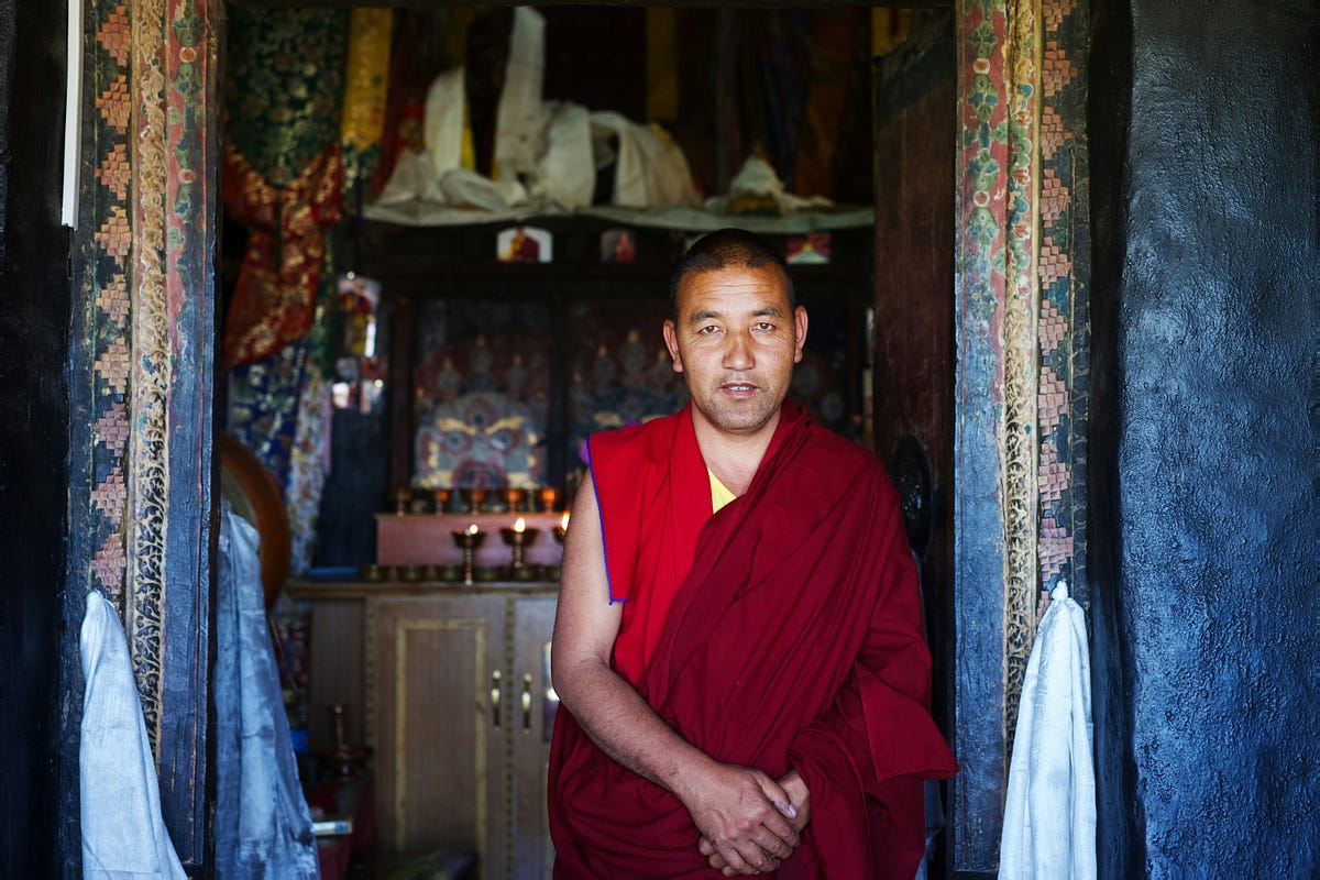How Eastern Beliefs Shape Our Views | by Cumarmv | Aug, 2024 | Medium