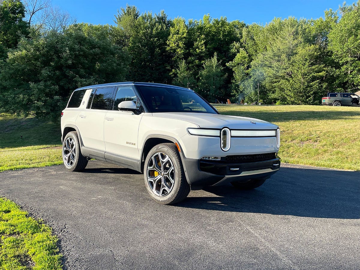 Rivian SUV Review: Unveiling the Future of Electric Adventure | by John ...