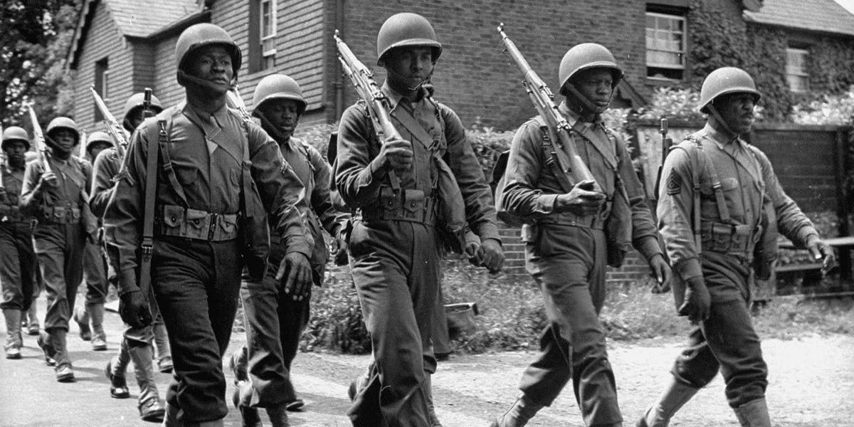 The Significance of Black Soldiers Returning Home with Guns After World ...