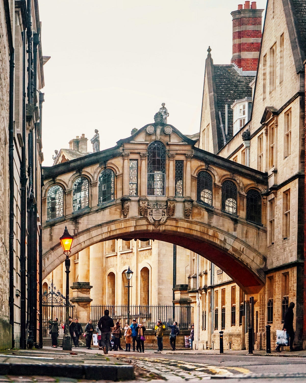 The bridge of sighs - The Howling Owl - Medium