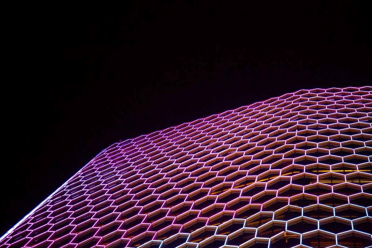Introducción a la arquitectura hexagonal | by Diego C🧑‍💻🧢 | Medium