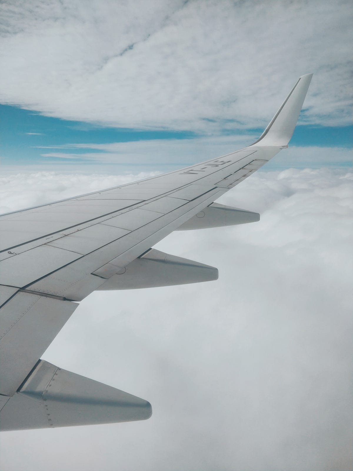 Why Don’t Planes Fly in a Straight Line? | by Nicole Doyle | Medium