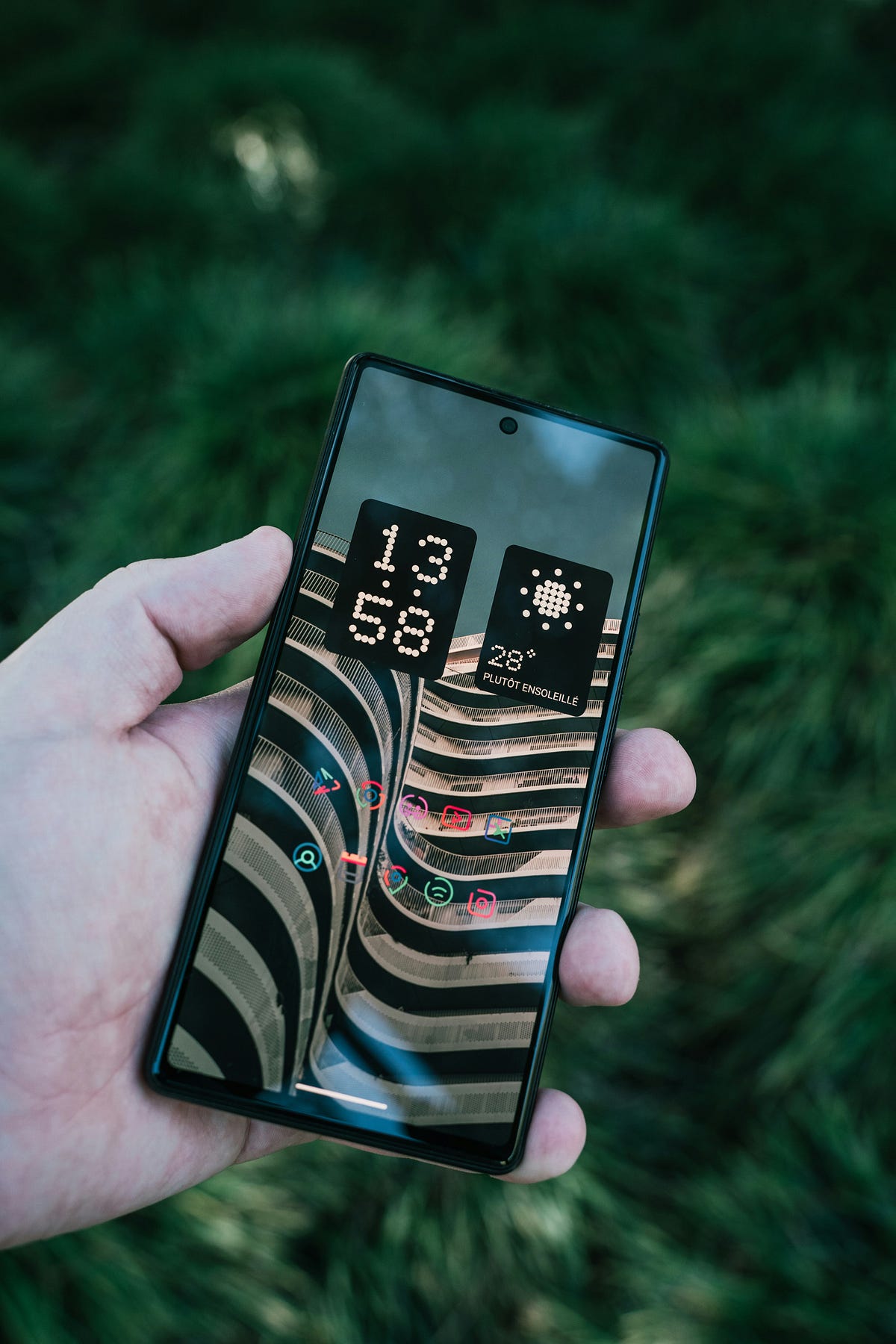 5G Phones Worth Every Penny. I was not going to purchase a… | by Medium ...