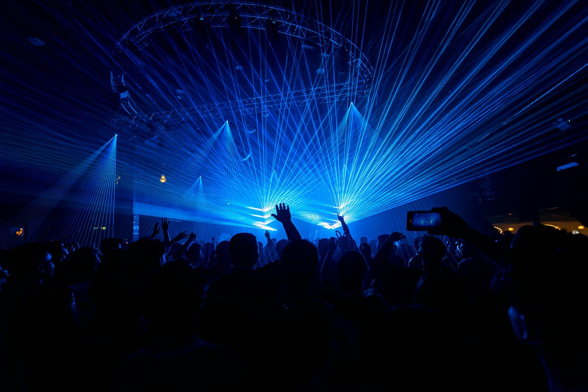 De/constructing Your Own Identities: Rave and PLUR culture | by j37h3r ...