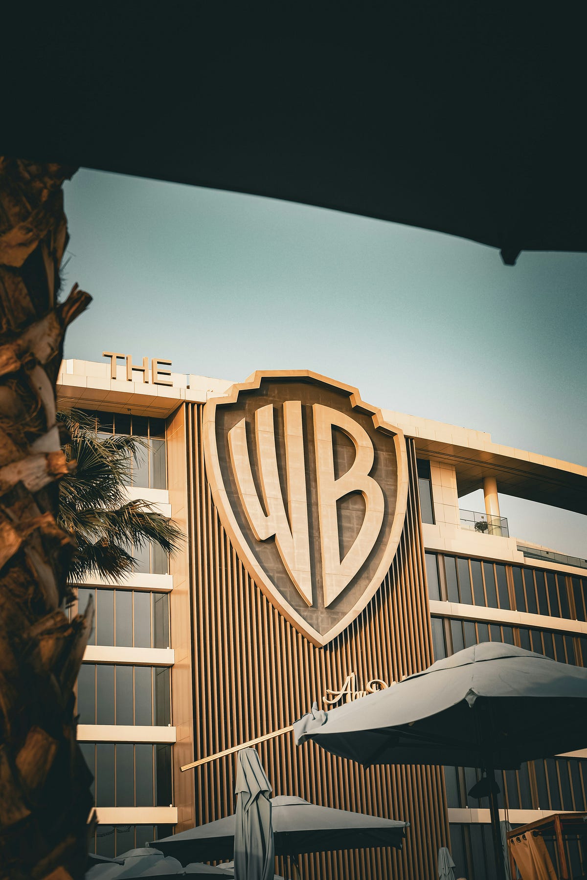 5 Interesting Facts About “Netflix and Paramount Fight Over Warner Bros ...