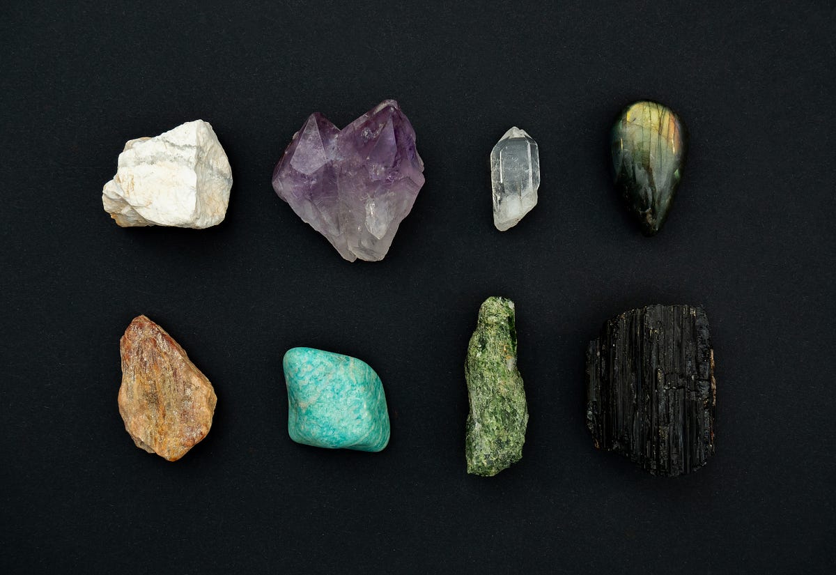 6 ways to use Crystals with your Pets | by Caitlin Gawa | Medium
